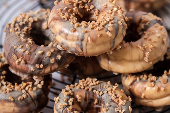 Life Is Full Of Goodies - Mara Hörner