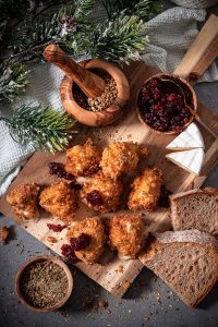 Camembert Bites mit Preiselbeeren | Life Is Full Of Goodies