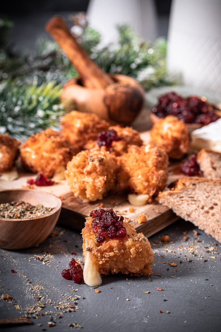 Camembert Bites mit Preiselbeeren | Life Is Full Of Goodies