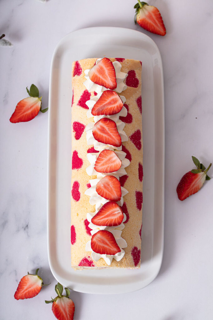 Erdbeerrolle mit Herzmuster | Life Is Full Of Goodies